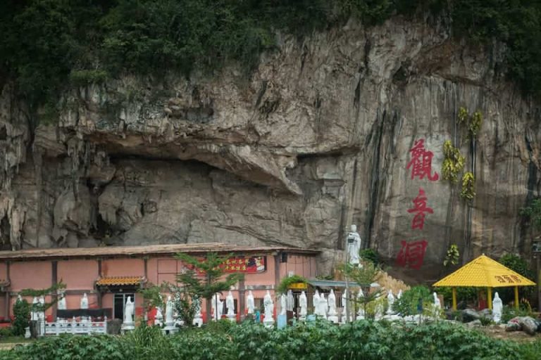 Kwan Yin Tong Cave Temple - Visit Perak